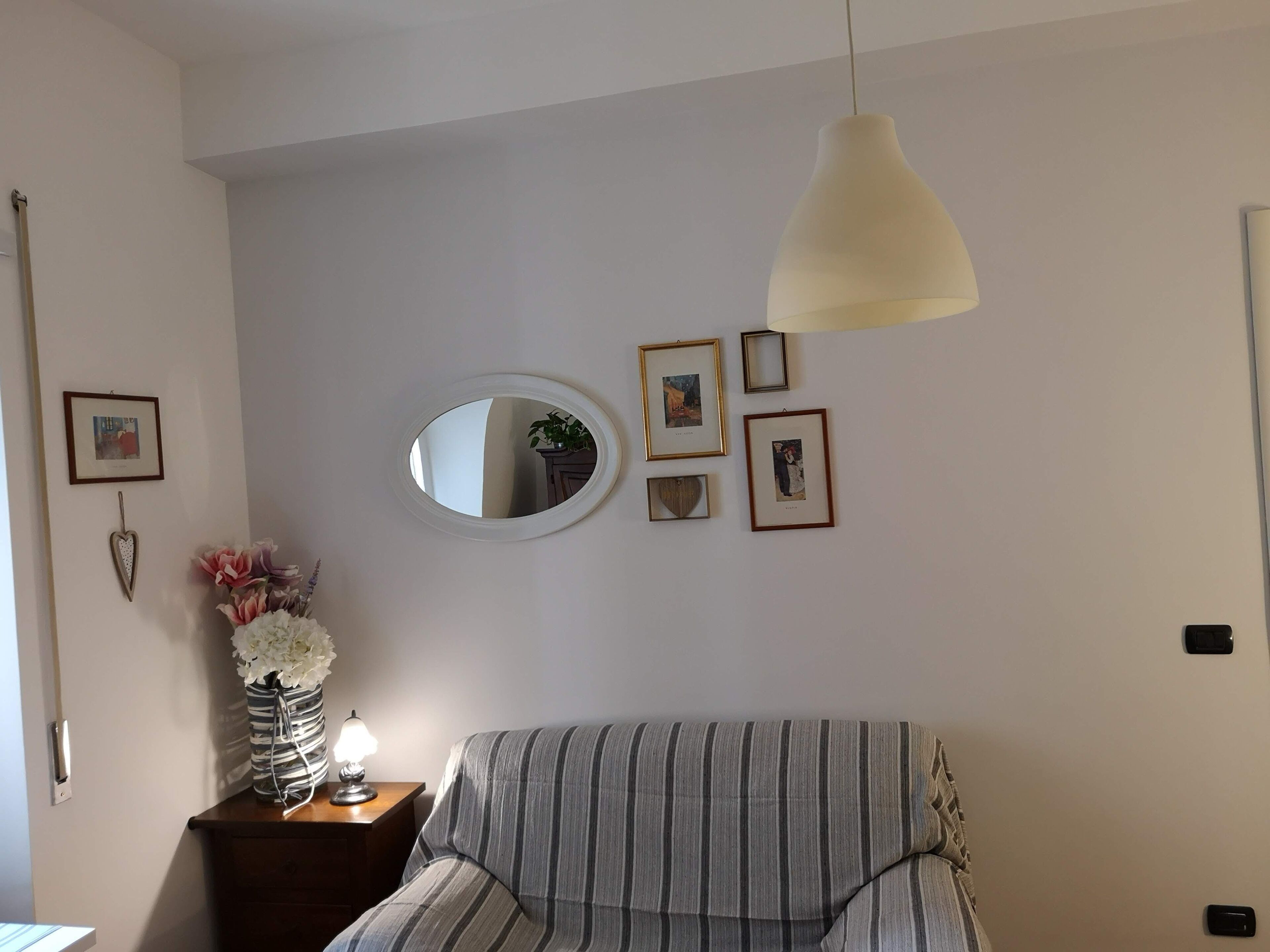 Quarto Duplo ou Twin Standard | Secretária, secretária adequada para computadores portáteis 