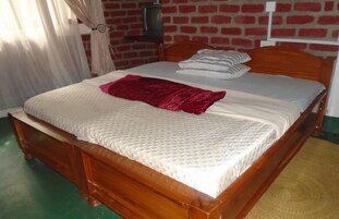 Quarto casal ou duplo conforto | 1 quarto, frigobar, individualmente decorados