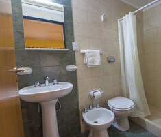 Quarto casal, vista para a montanha | Banheiro | Bidê 