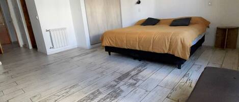 3 quartos, roupa de alta qualidade, camas de colchão Select Comfort