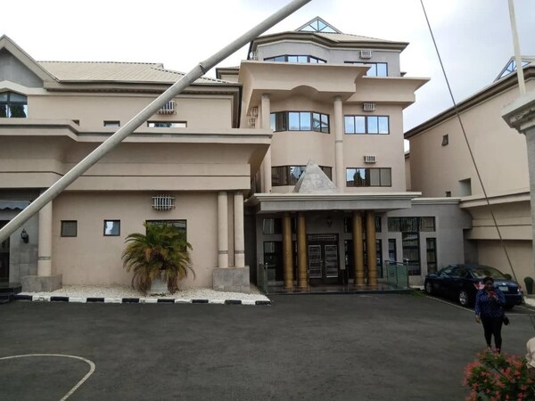 Commordore Hotel - Abuja