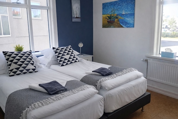 Camas de colchão pillowtop, com decoração personalizada