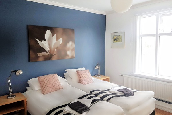 Camas de colchão pillowtop, com decoração personalizada