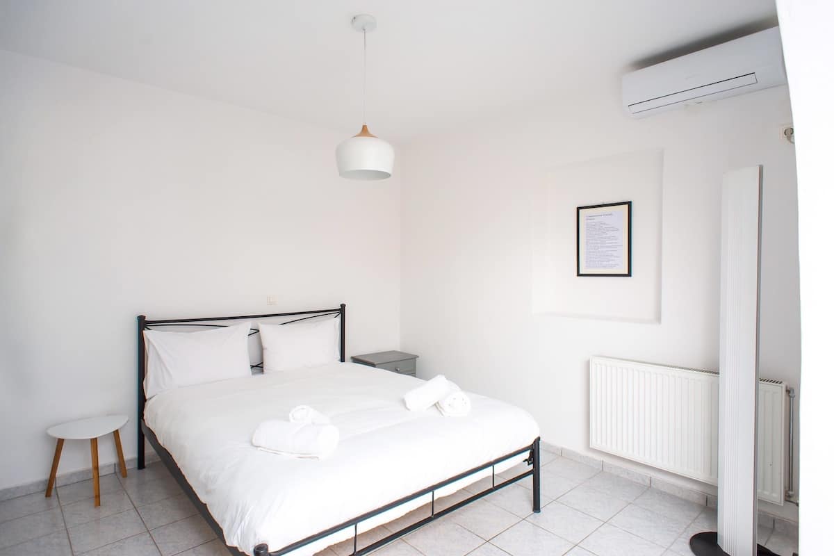 Apartamento Deluxe, vista para o mar | Cortinas/cortinados opacos, berços/camas para crianças grátis