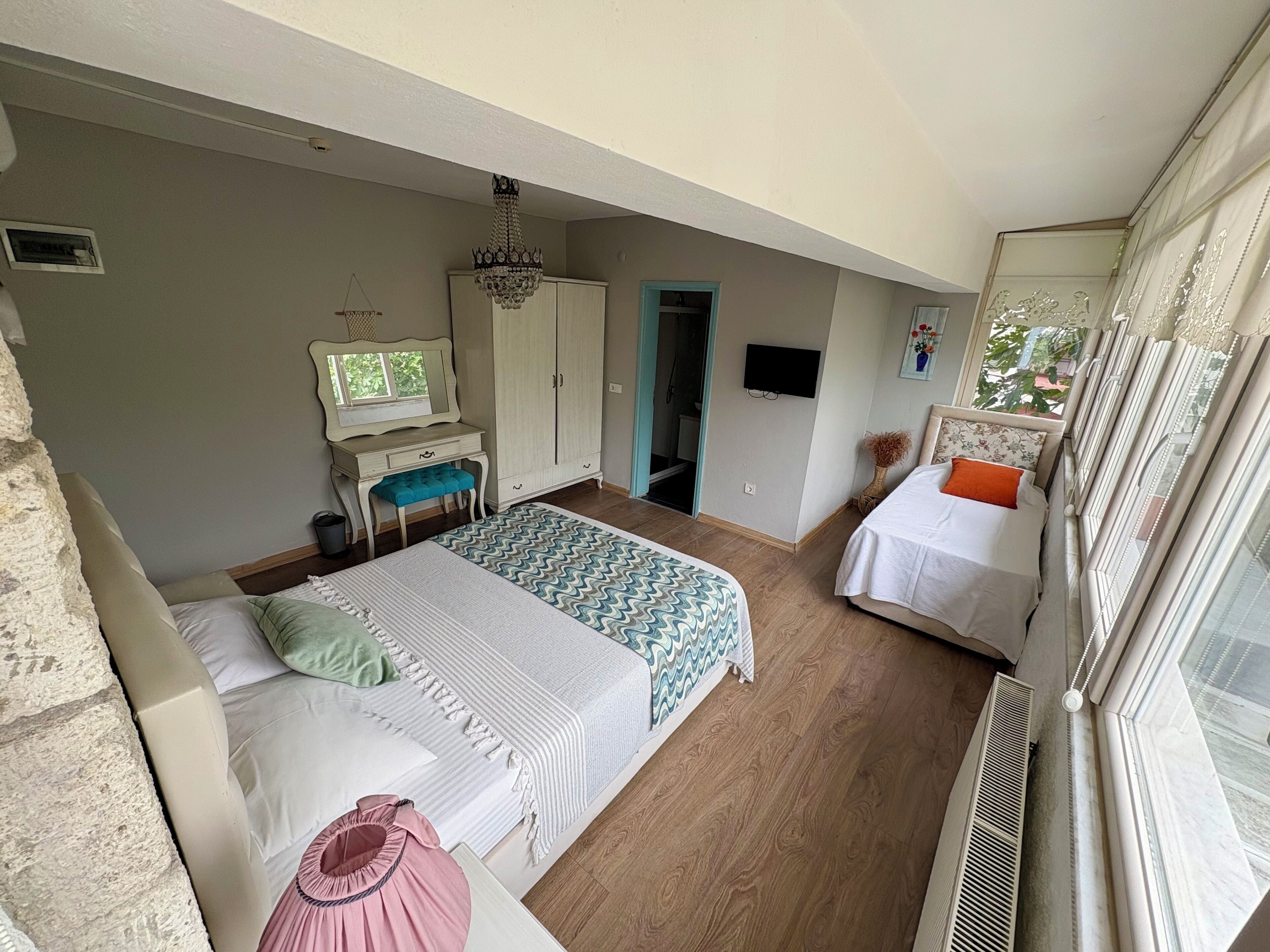 Quarto Tradicional | 1 quarto, minibar, cofre no quarto, secretária 