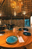 Pequenos-almoços, almoços e jantares servidos 