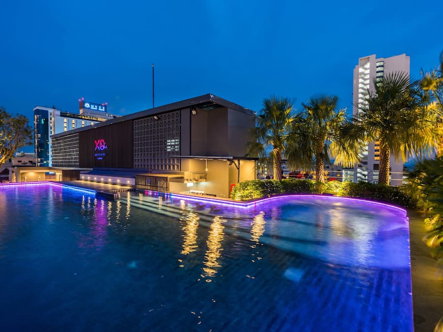 Bar à beira da piscina