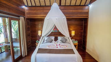 Quarto standard | Escrivaninha, Wi-Fi de cortesia, roupa de cama