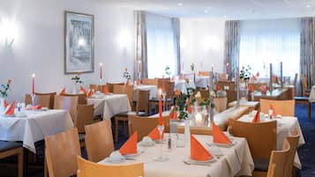 Pequeno-almoço tipo buffet diário incluído