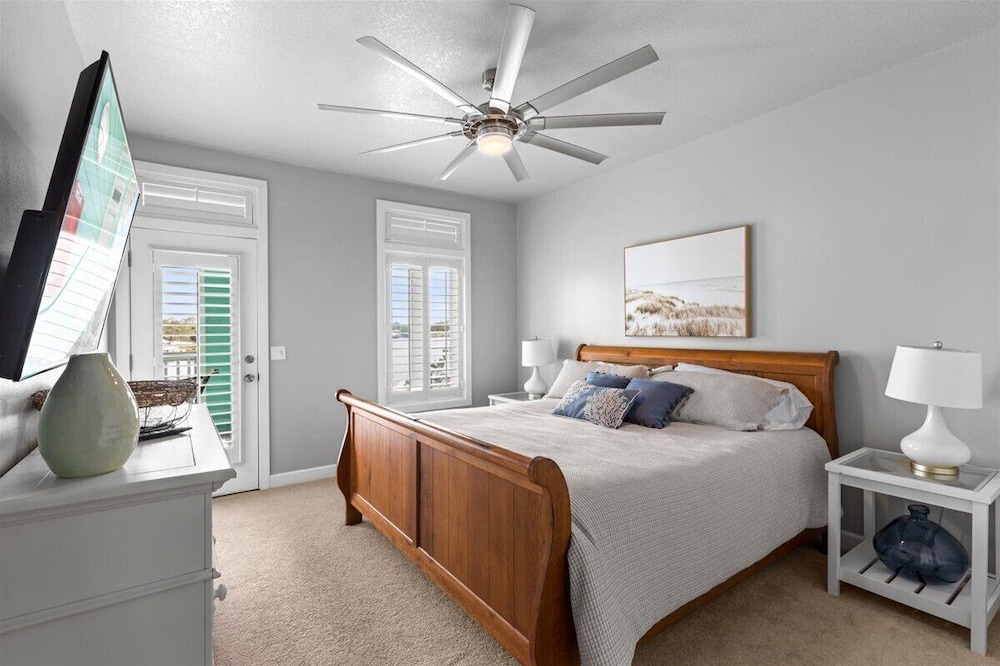 Waterfront, Rivers Edge Condo 2a-bldg 1 *Private Dock And Assigned Boat Slip - Steinhatchee, FL