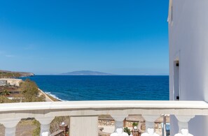 Sunrise, 1 Bedroom, Beach View | Vista para a praia ou o mar