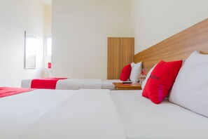 Quarto família | Escrivaninha, Wi-Fi de cortesia