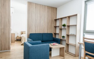 Estúdio | Secretária, quartos insonorizados, ferro/tábua de engomar 