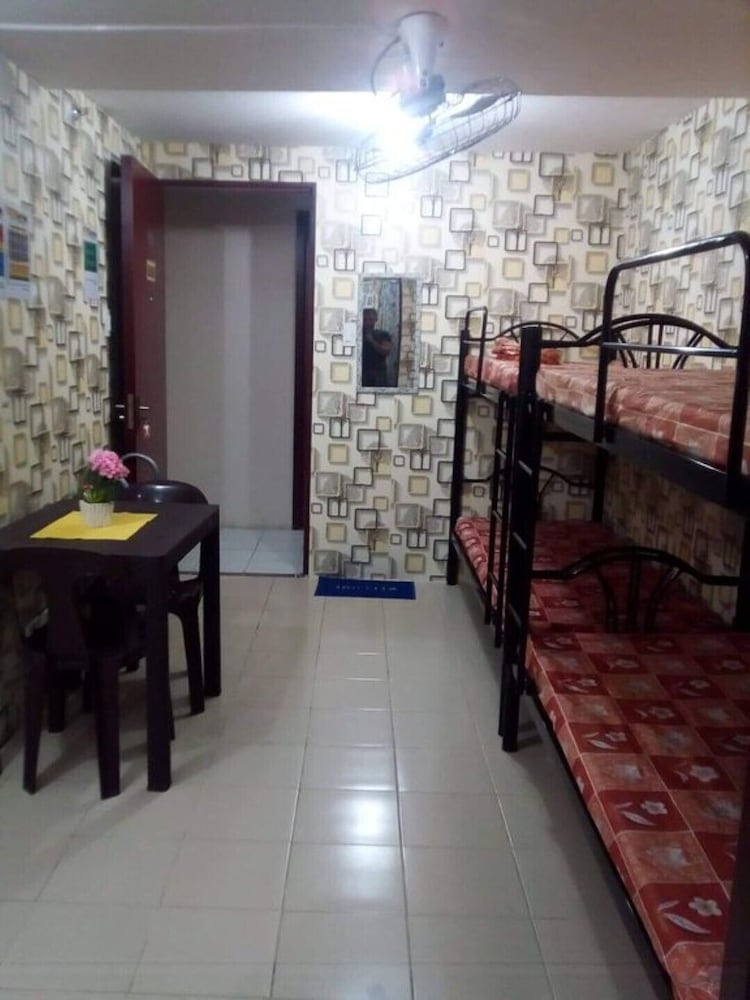 Edmar 732 (Family Room No Breakfast Included) Unit #11 - Manila