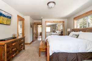 Casa Familiar | Roupa de alta qualidade, edredões de penas, cortinas/cortinados opacos