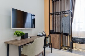 Quarto Duplo Deluxe, 1 cama king-size, varanda | Vista para a cidade