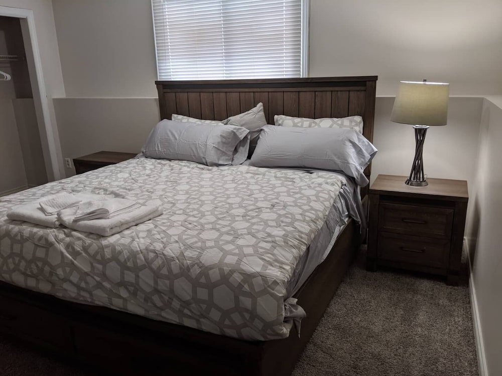 Doctor's Lounge - An Executive Home In Niagara - St. Catharines
