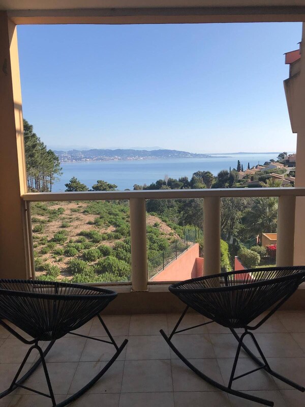 Beautiful Sea View Apartment At The Foot Of The Esterel - Théoule-sur-Mer