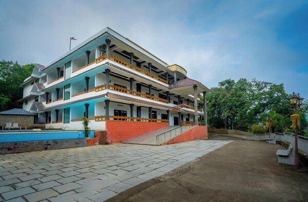 Periyarmountainpalace - Thekkady