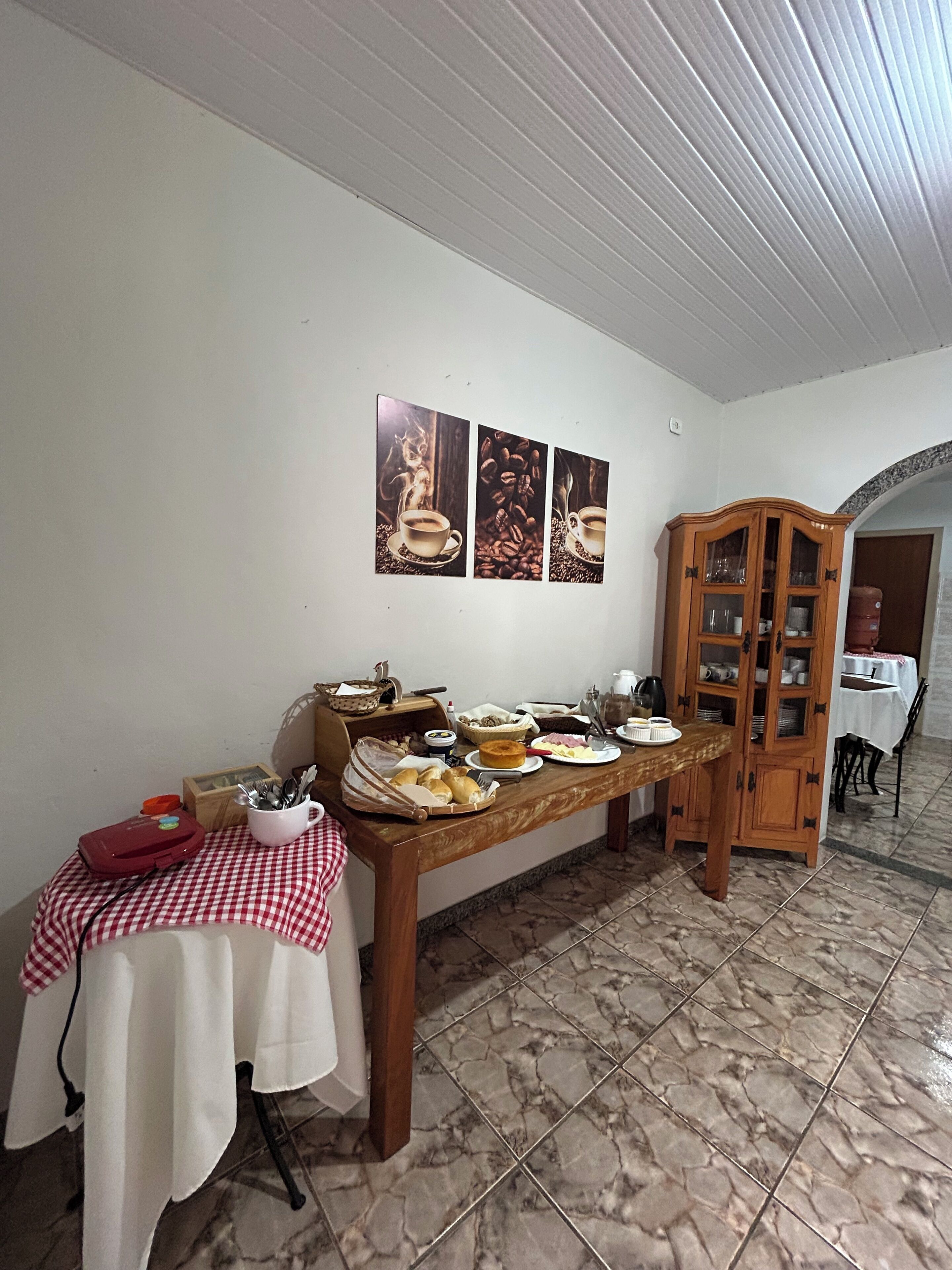 Pequeno-almoço continental diário incluído 