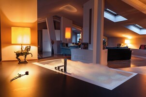 Suíte real | Frigobar, cofres nos quartos, escrivaninha, cortinas blackout