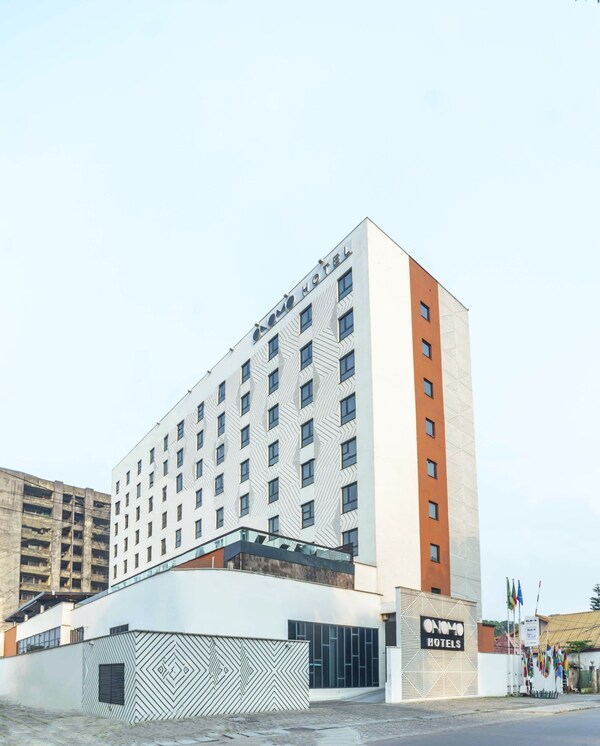 Onomo Hotel Douala - Douala