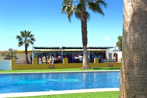 Piscina exterior