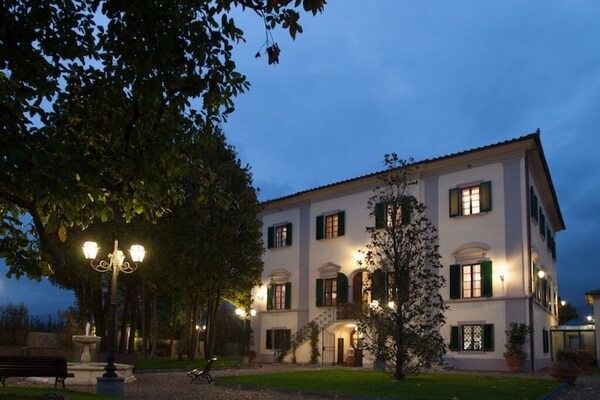 Relais Villa Scarfantoni B&b - Provincia di Prato