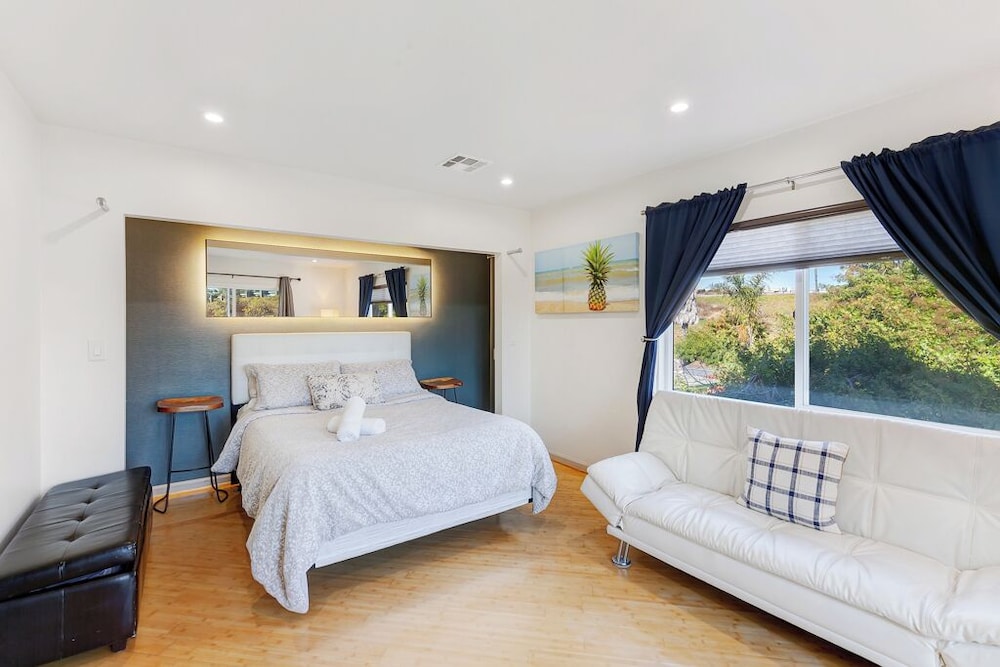 Point Loma 3 Bedroom/2bath - San Diego Airport (SAN)