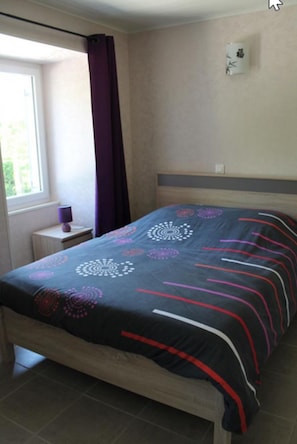 Quarto Duplo | Com decoração personalizada, com mobília individualizada 