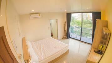 Minibar, Wi-fi grátis, roupa de cama fornecida