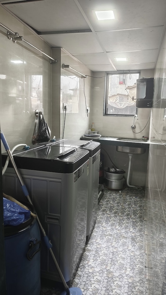 Ahlan Dormitory - Hostel - Mumbai