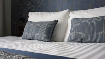 Quarto Executivo | Secretária, secretária adequada para computadores portáteis