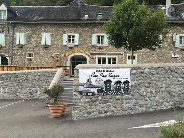 Hotel-bistro Les Pas Sages - Pirineos Atlánticos