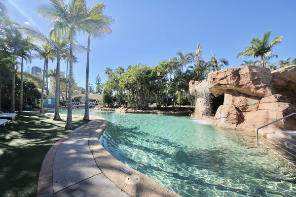 Diamond Beach Resort 115 - Broadbeach
