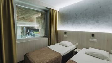 Quarto Twin (No External View & Spa access) | Wi-fi grátis, roupa de cama fornecida, acesso para cadeira de rodas