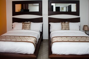 Quarto casal ou duplo | Cofres nos quartos, individualmente decorados