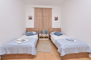 Wi-fi grátis, roupa de cama fornecida 