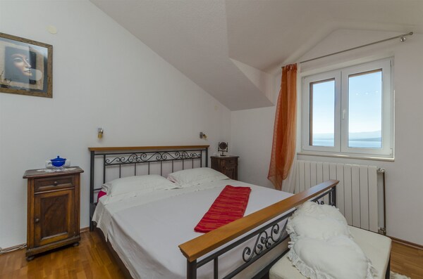Apartments And Rooms Lea - Bol