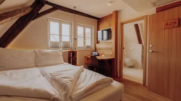 Suite Royal | 1 quarto, minibar, cofre com capacidade para portátil, secretária