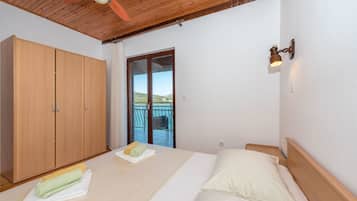 Wi-fi grátis, roupa de cama fornecida