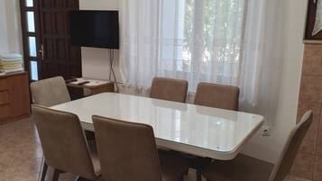 Apartamento (A2) | Restaurantes