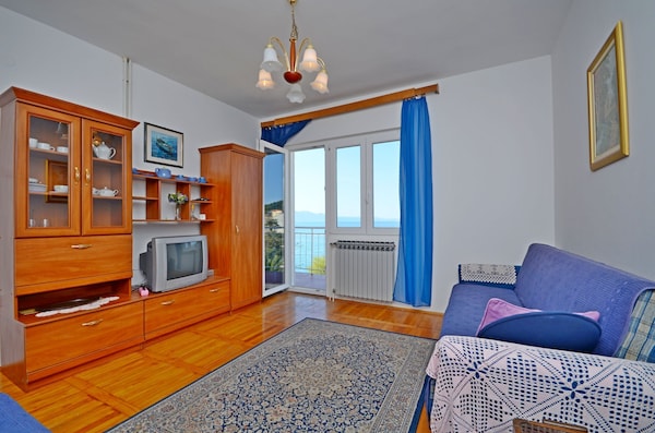 Apartment Ksenija - Drvenik