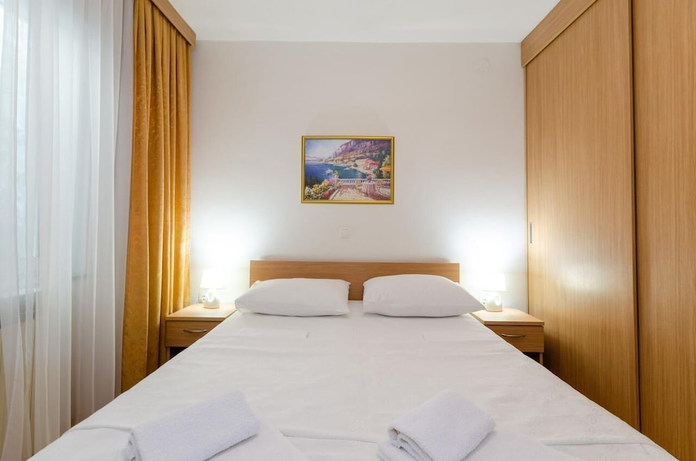 Holiday Apartment Crikvenica For 2 - 4 Persons With 2 Bedrooms - Holiday Apartment - Crikvenica
