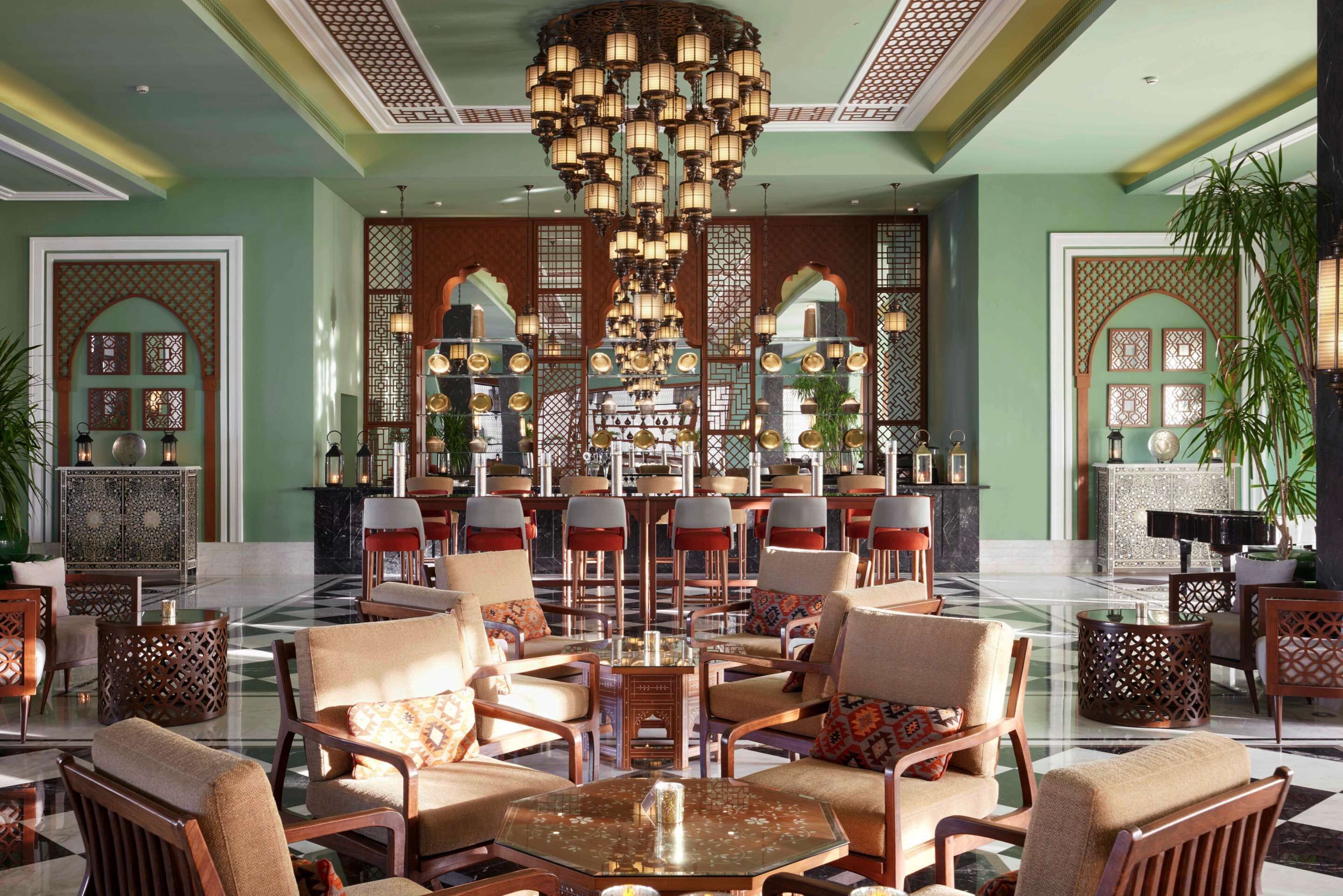 Café da manhã com buffet grátis todos os dias