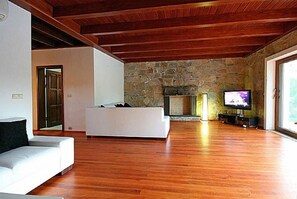 Vila | Área de estar | TV de tela plana