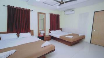 Camas extras/dobráveis (sobretaxa), Wi-Fi de cortesia, roupa de cama