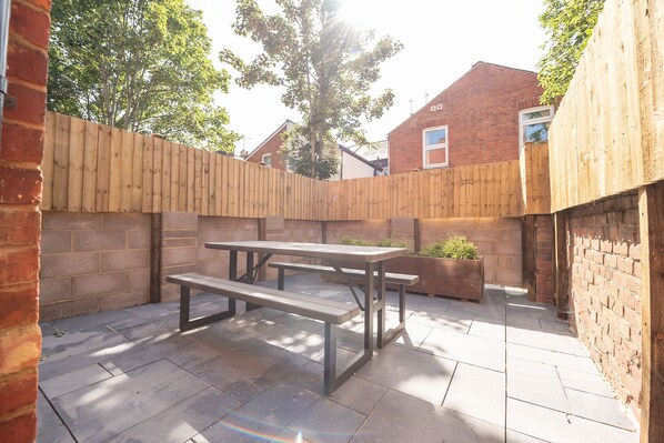 Casa superluxo, suíte (Up to 8 Guests) | Jardim