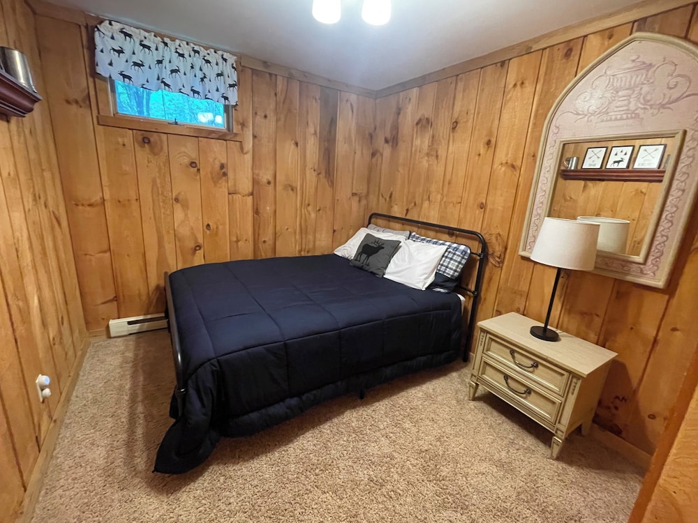 Timber Frame Home Only 5 Minutes From Windham Mountain - Perfect For 2 Families! - Windham, NY