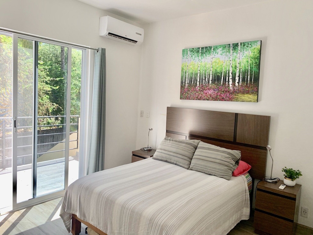 Hermosa Villa Privada Con Piscina Cerca De La Playa - Lo de Marcos